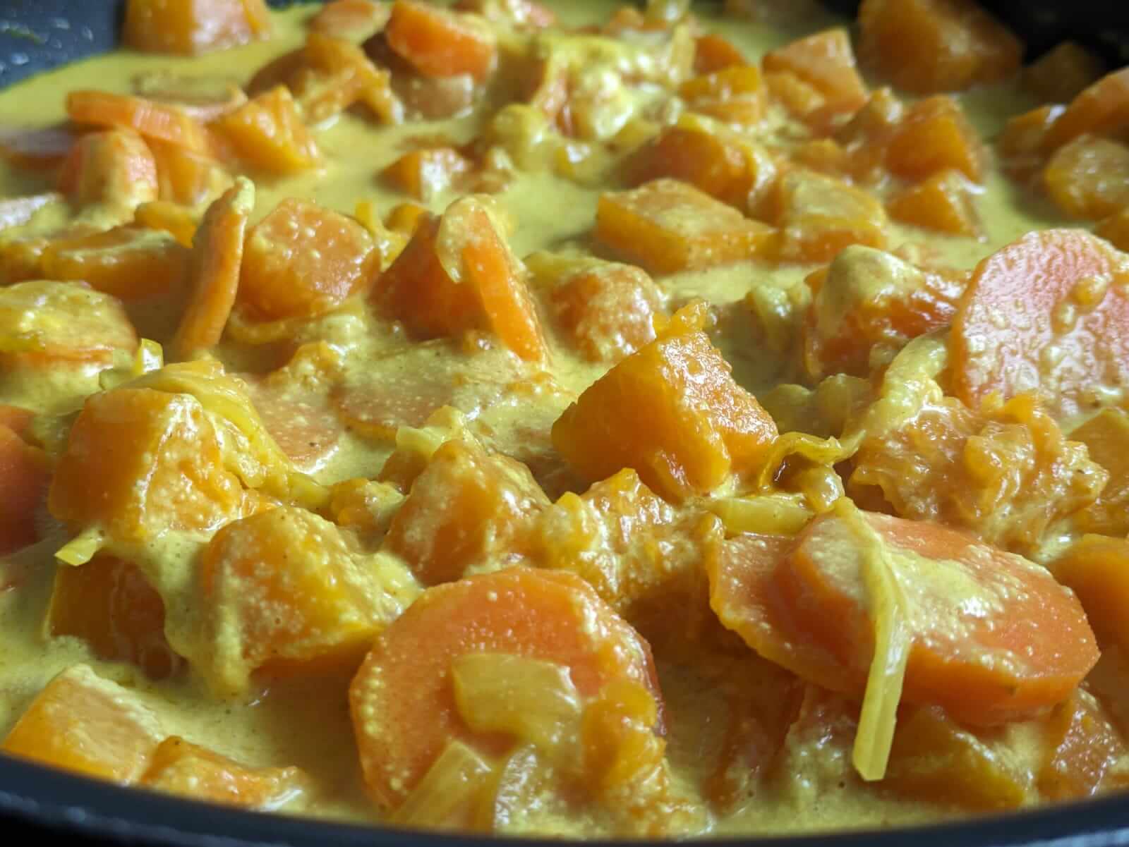 Recette : Curry de courges et carottes | Spatul.fr